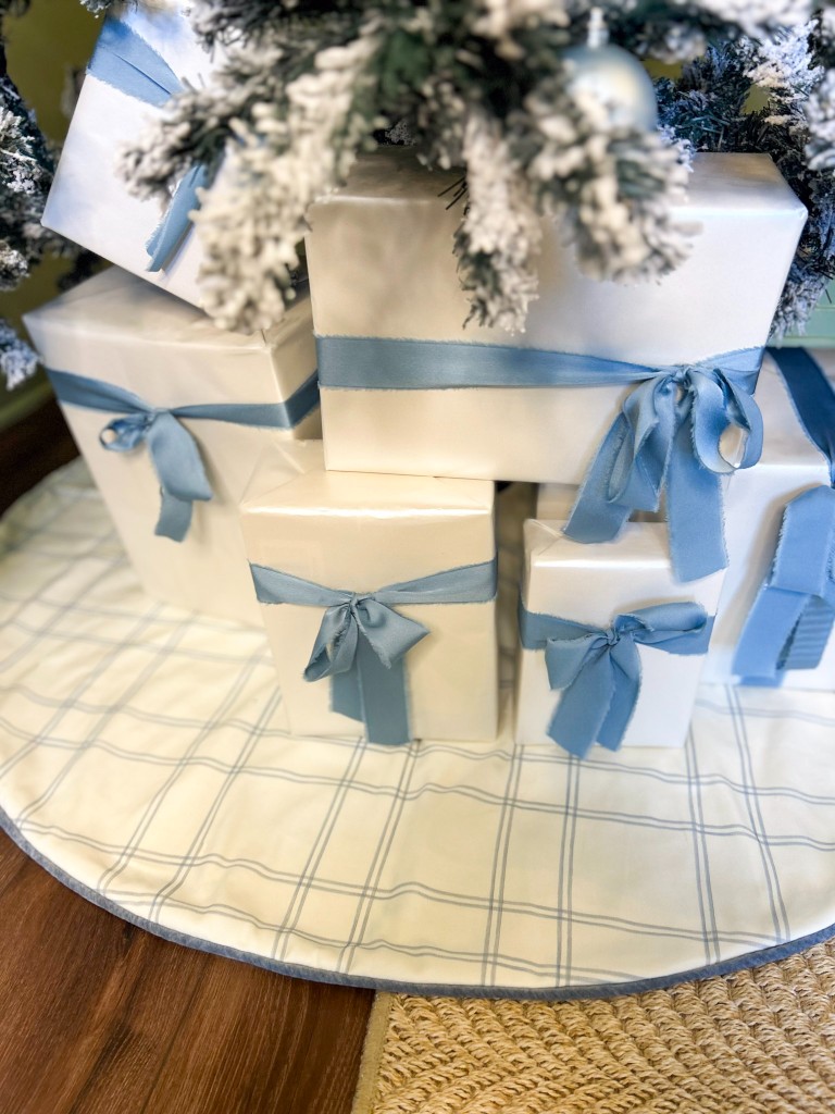 Nantucket Mini – The Skirted Tree